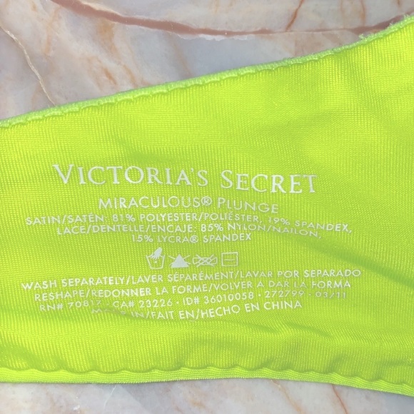 Victoria's Secret | Intimates & Sleepwear | 32b Victorias Secret ...